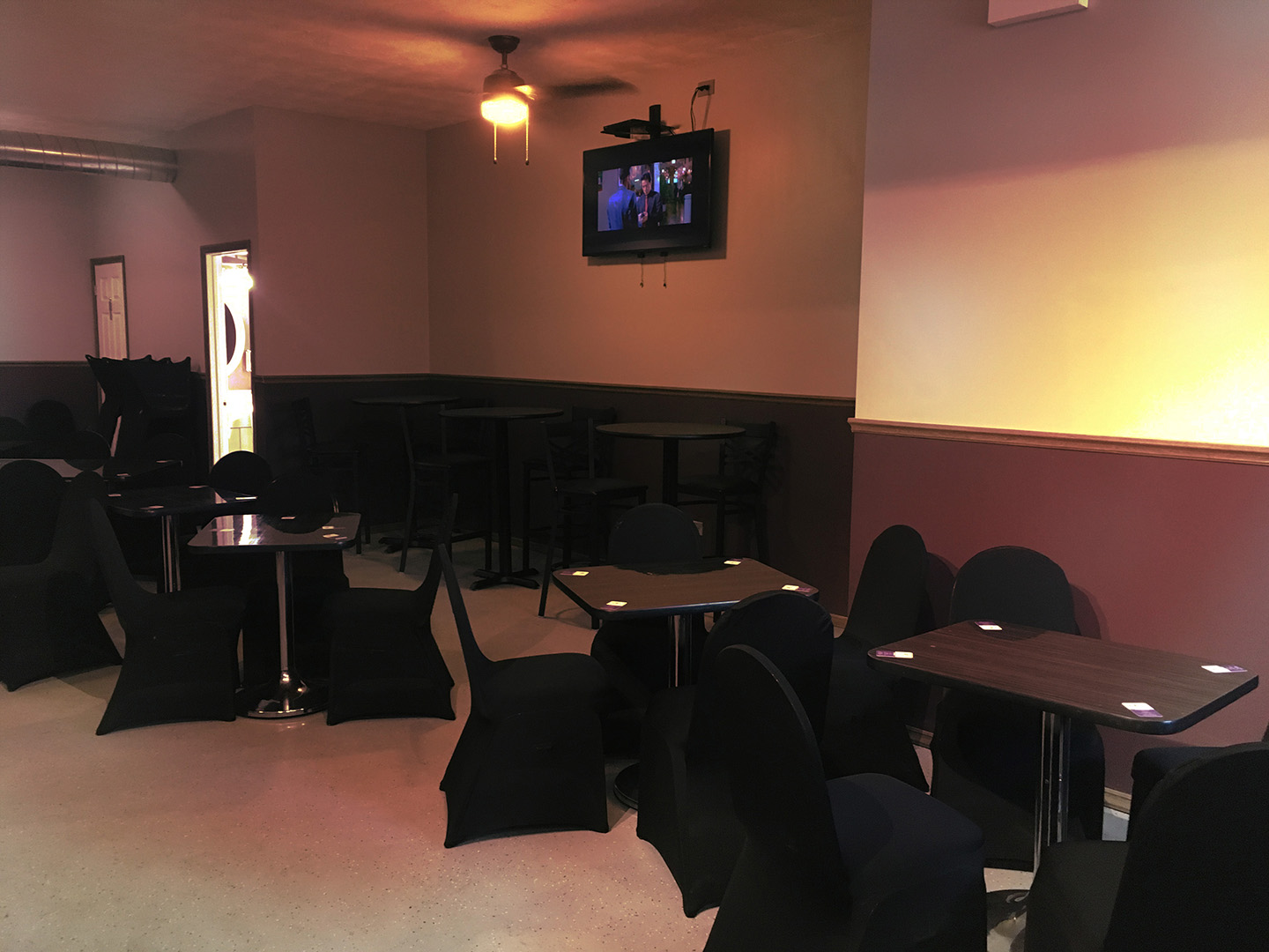 right side – Rose Room Chicago